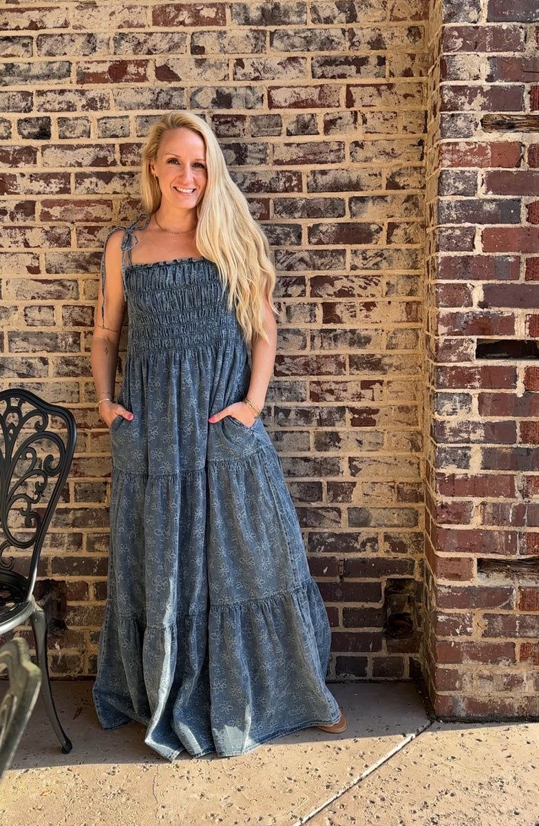 Daisy Patterned Washed Denim Tiered Maxi Dress – The Catalyst Mercantile