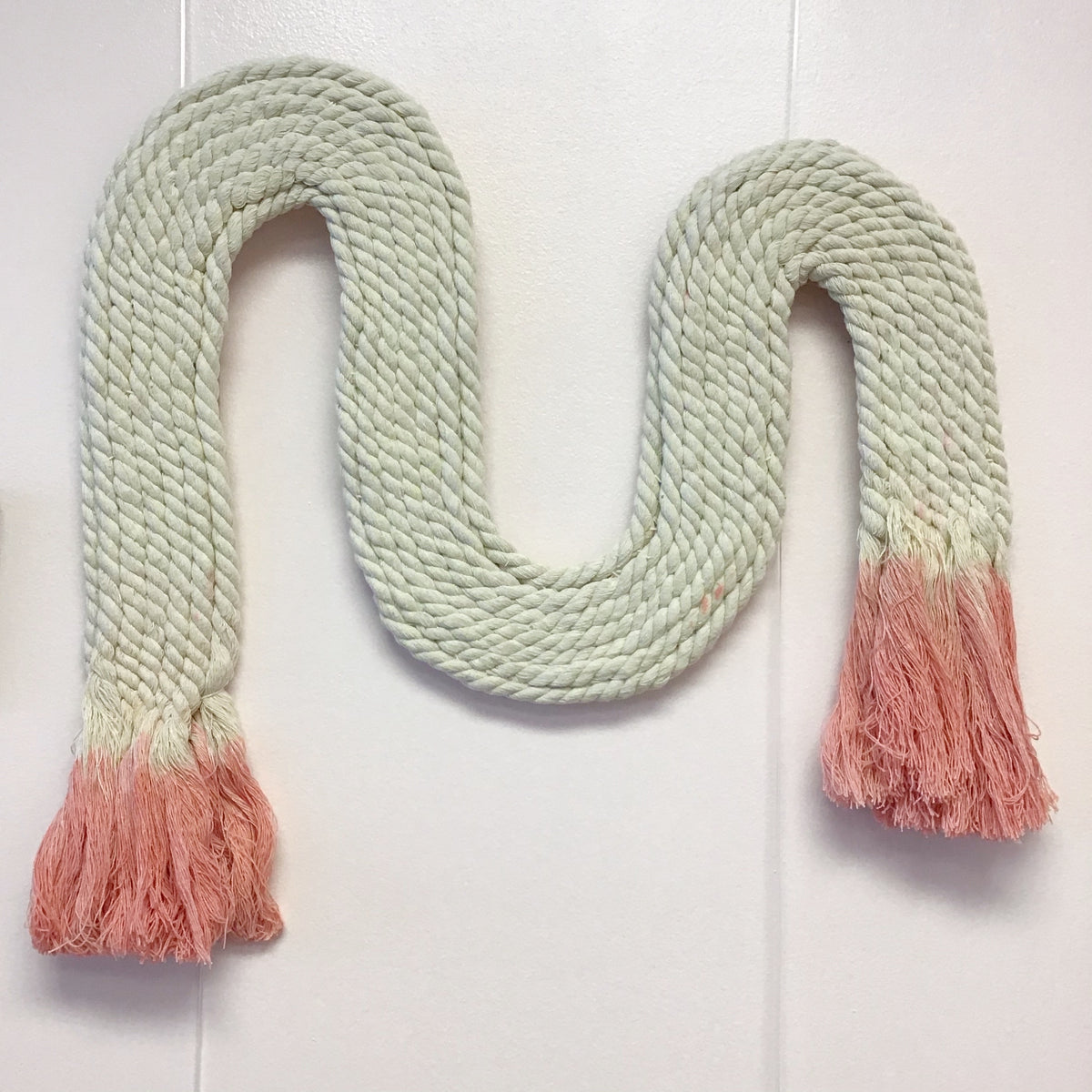 Dip Dyed Curve Rope Wall Hanging – The Catalyst Mercantile